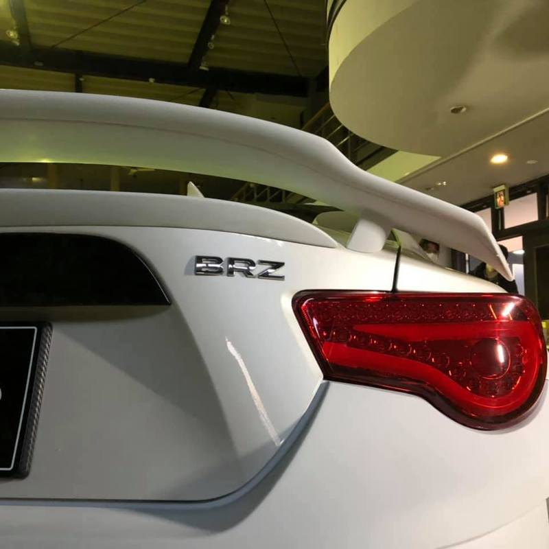 86 / BRZ Fender Trim kit｜VeilSide Co.,Ltd./ヴェイルサイド